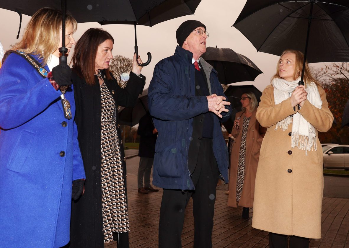 Shadow Northern Ireland Secretary Hilary Benn MP visits Portadown to ...