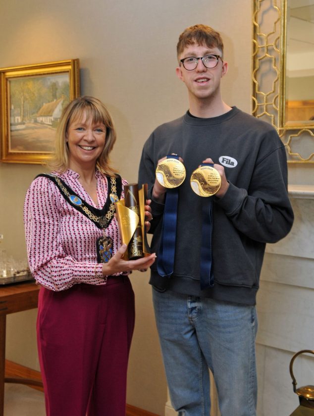 Council congratulates double world champion swimmer - Armagh City ...