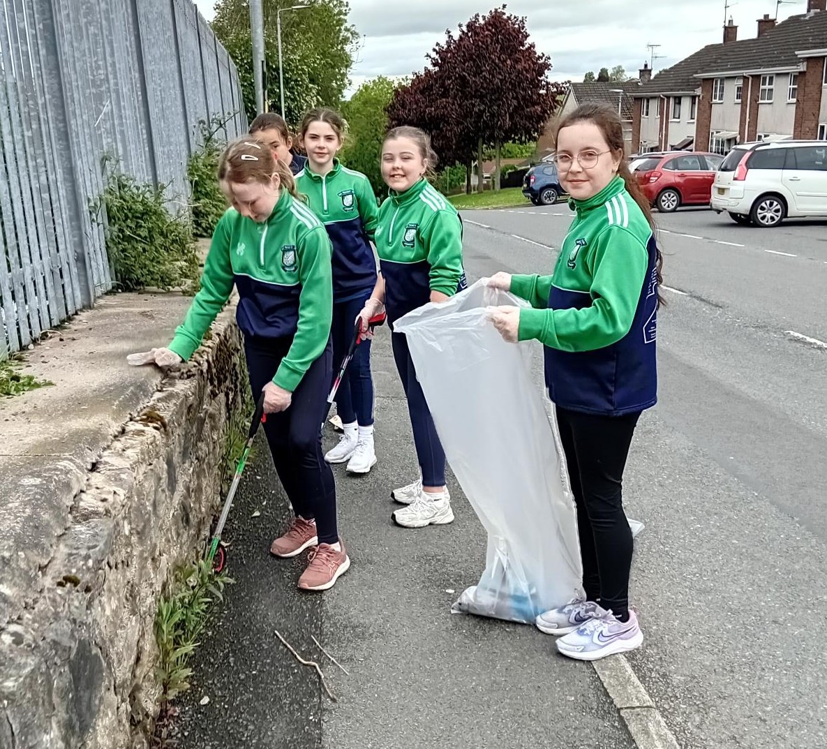 Pupils step up litter battle through ‘Adopt a Street’ | Armagh City ...
